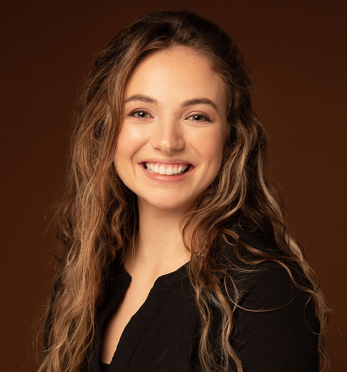 Anchorage Cosmetic Dentist | Anchorage Sedation Dentist | Dr. Skinner